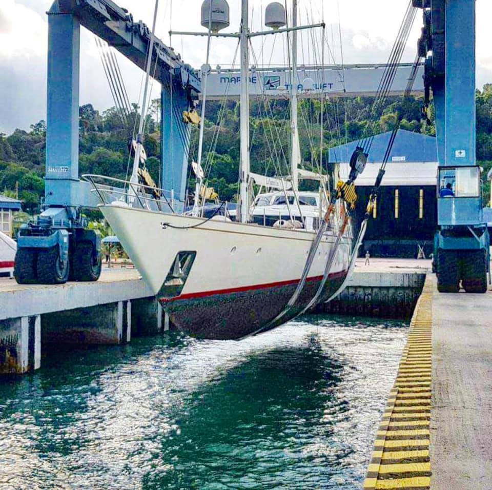 Perini Navi Reveals Falcon Rig Gallery Superyacht Range